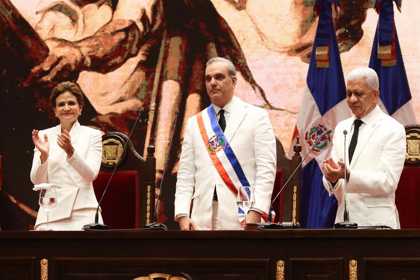Luis Abinader toma posesión como presidente de República Dominicana ...